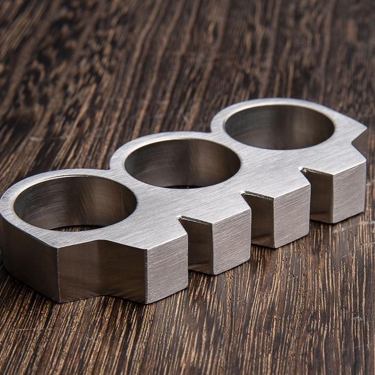 Brass Knuckles Paperweight – Cakra EDC Gadgets